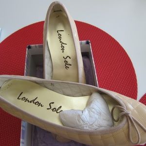 London Sole - Poshmark